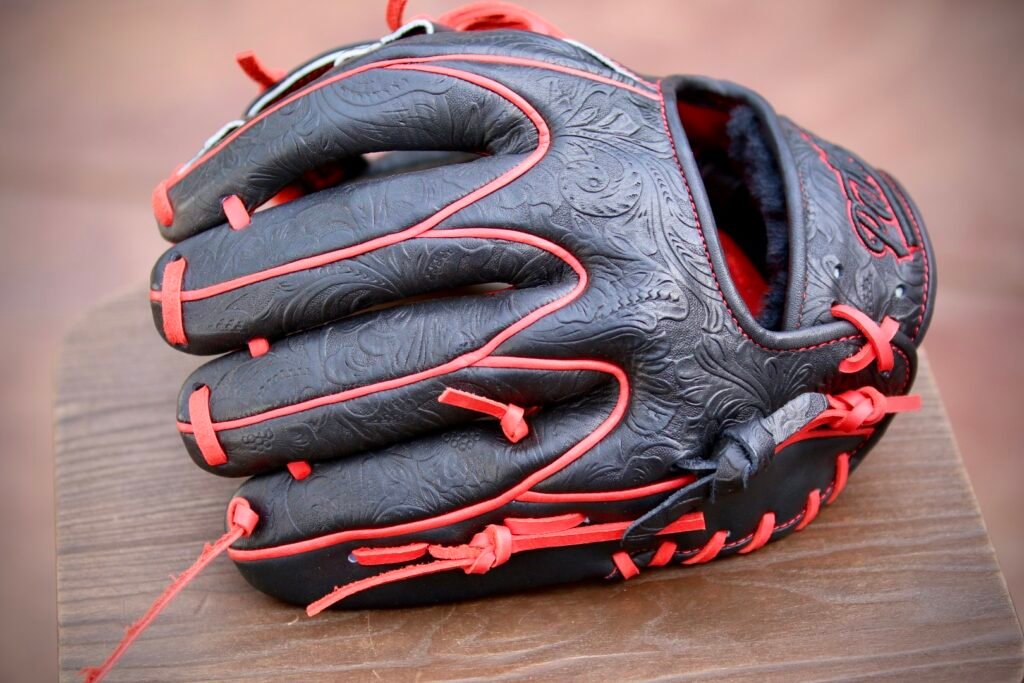 11.5 High-Point (RHT) - Patriot Glove